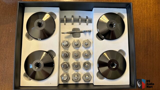 IsoAcoustics GAIA I Speaker Isolators (set of 8) Photo #4210705 - US ...