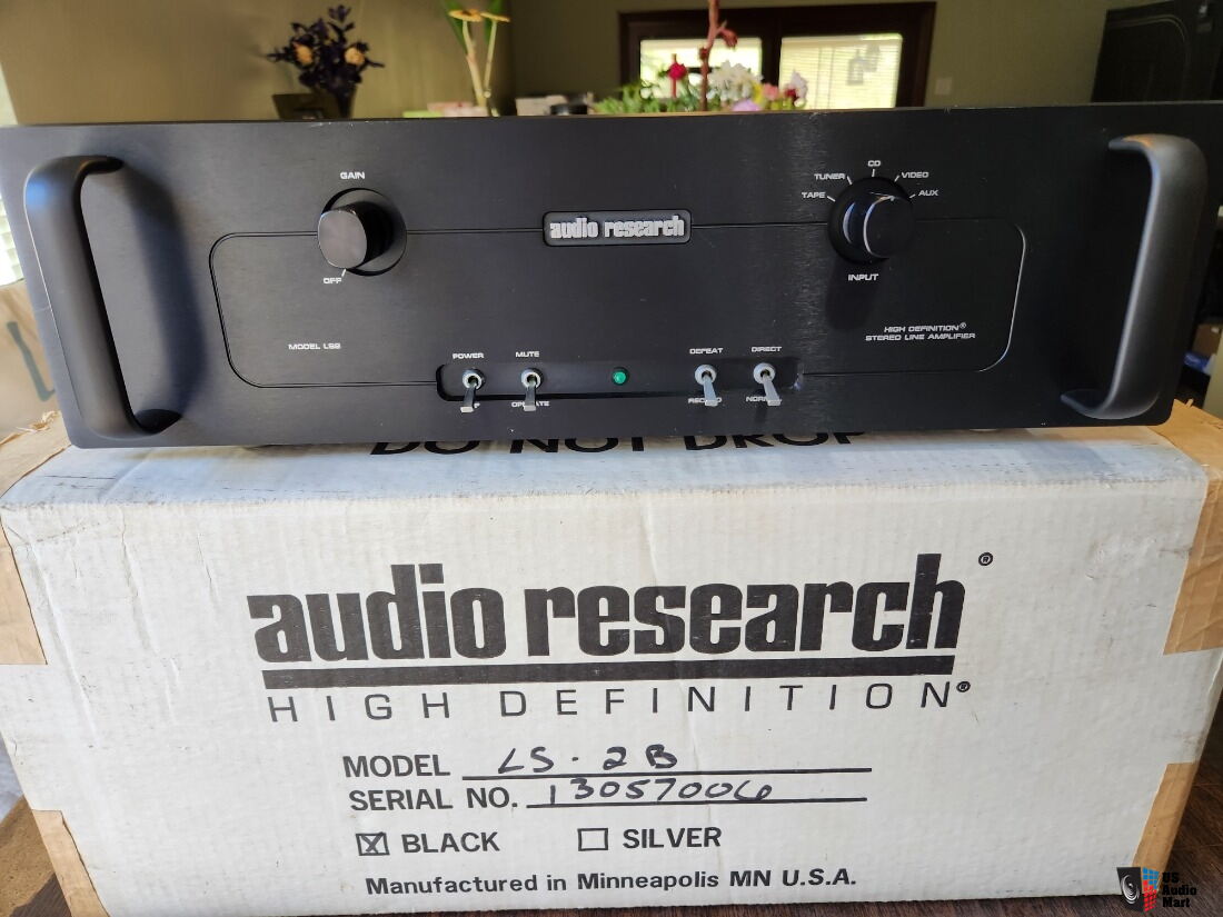 Audio Research LS2B Balanced Tube Preamp Black Original Box & Manual ...