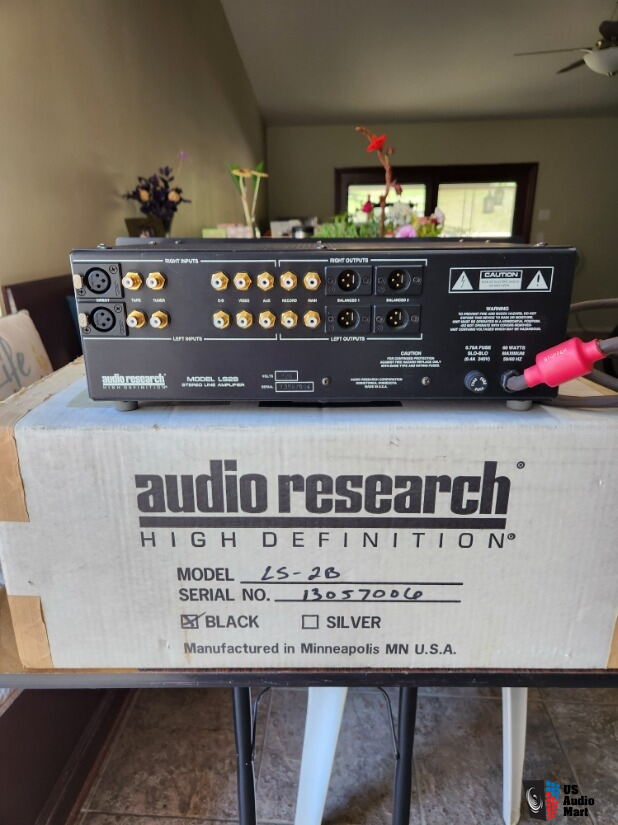 Audio Research LS2B Balanced Tube Preamp Black Original Box & Manual ...