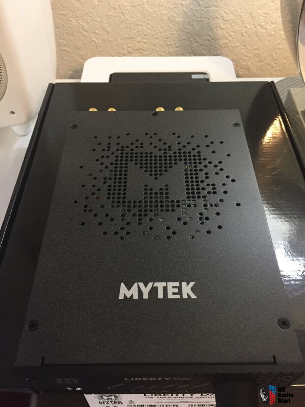Mytek Liberty Dac and Headphone Amplifier - Ships free in USA Photo ...