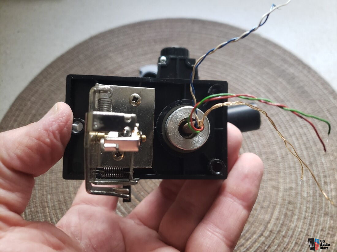 Thorens TP-16 Mk.II Isotrack Assembly Photo #4234220 - US Audio Mart