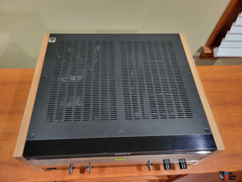 SONY TA-N77ES Amplifier in Beautiful Condition , new oak wood sides ...