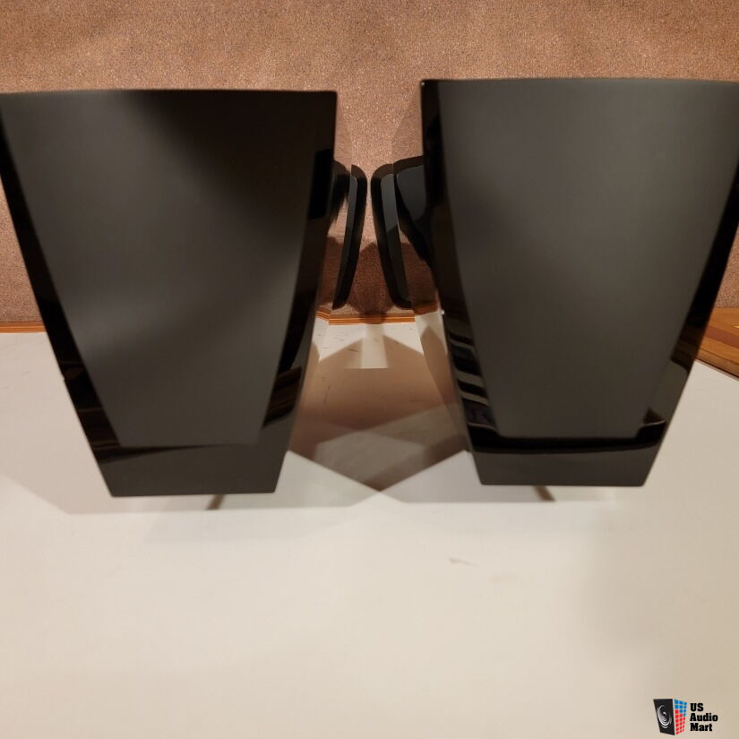 Revel Performa3 M106 speakers including stands Photo #4242496 - US ...