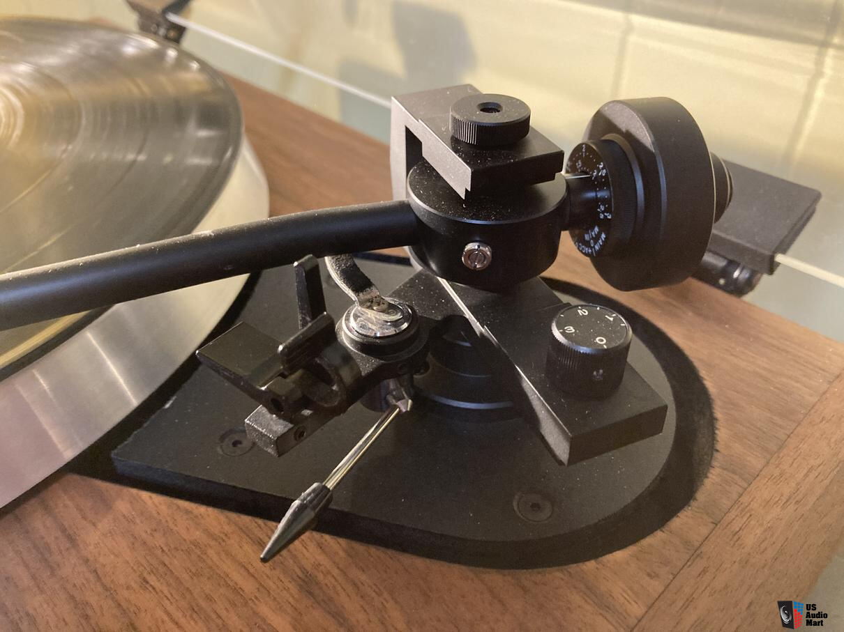 AR "The Turntable" with Sumiko Premier MMT arm Photo #4244944 - US ...