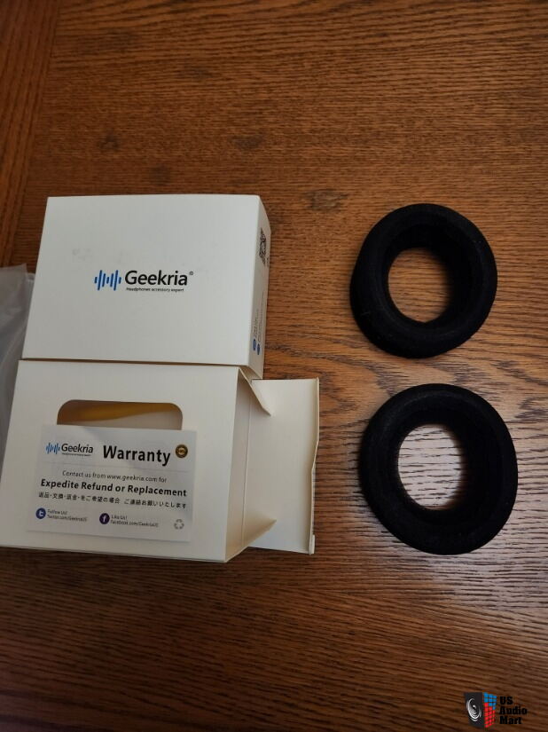 Grado SR325x & Geekria G cushions Photo #4253980 - US Audio Mart