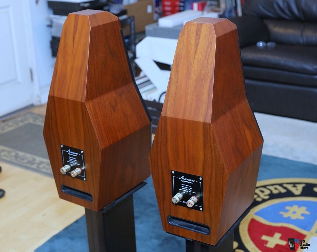 Lawrence Audio Mandolin speakers in walnut finish Photo #4258270 - US ...