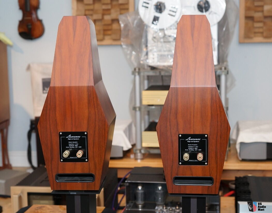 Lawrence Audio Mandolin speakers in walnut finish Photo #4258273 - US ...