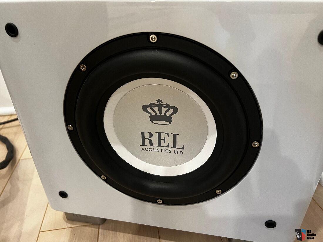 REL T7x in white Photo #4258474 - US Audio Mart