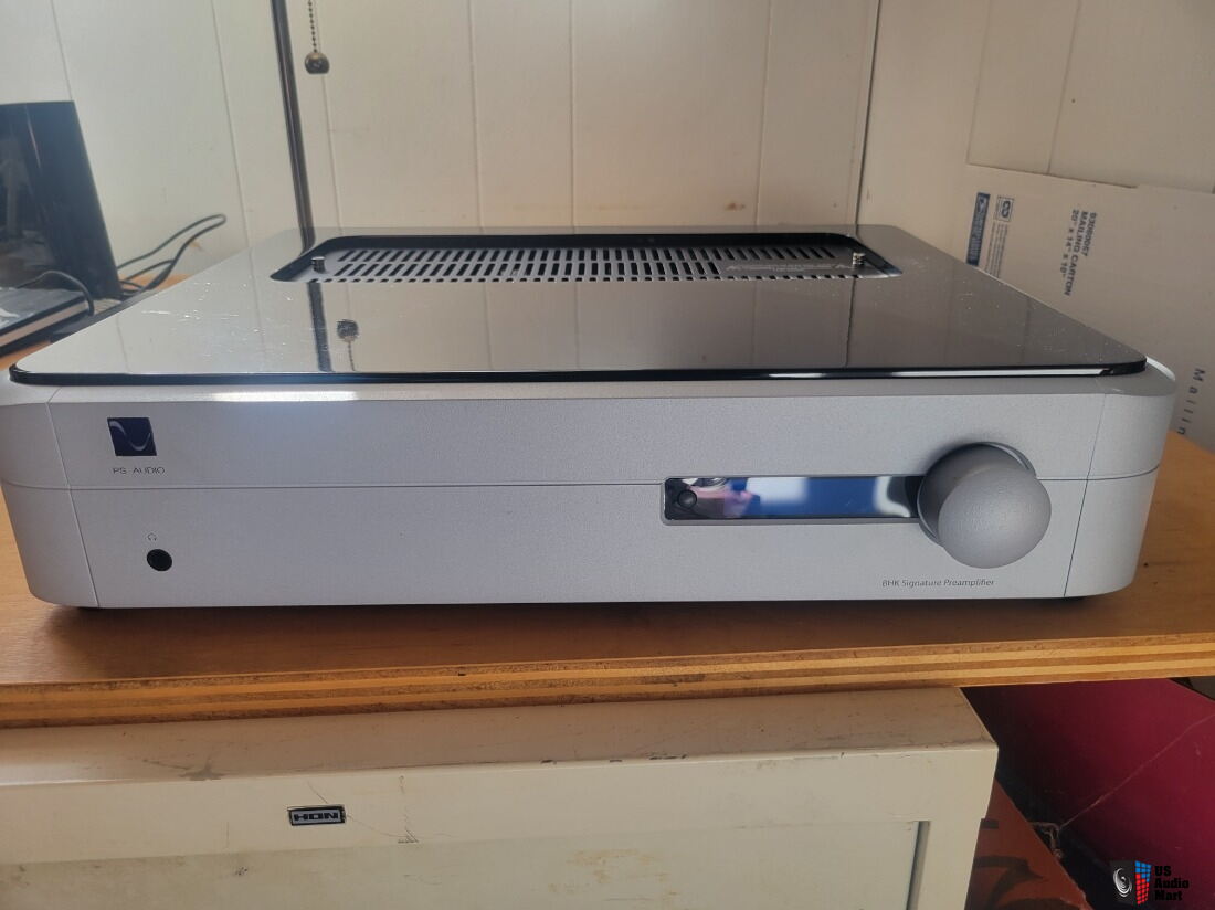 PS Audio BHK signature preamp Photo #4258916 - US Audio Mart