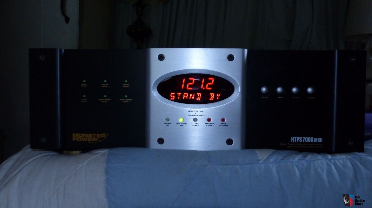 Monster Power Conditioner HTPS 7000 Photo #4264222 - US Audio Mart