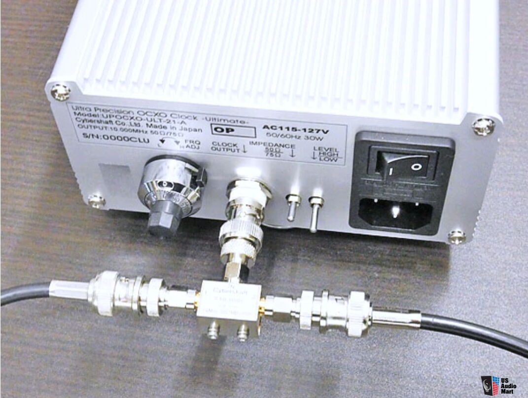 CYBERSHAFT / After Dark 50 Ohm 10MHZ OCXO Master Clock Splitter Photo ...