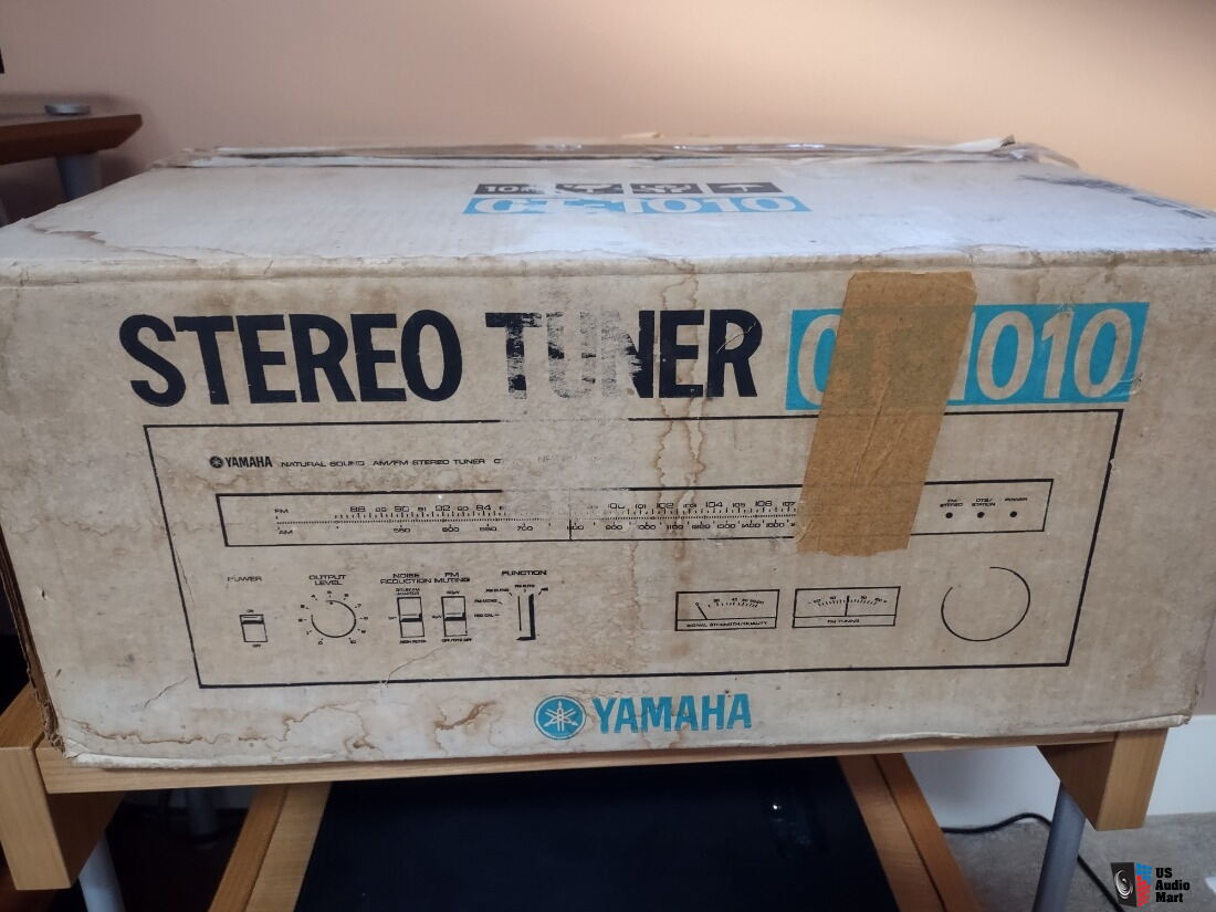 Yamaha CT-1010 tuner, 1978! Photo #4279270 - UK Audio Mart