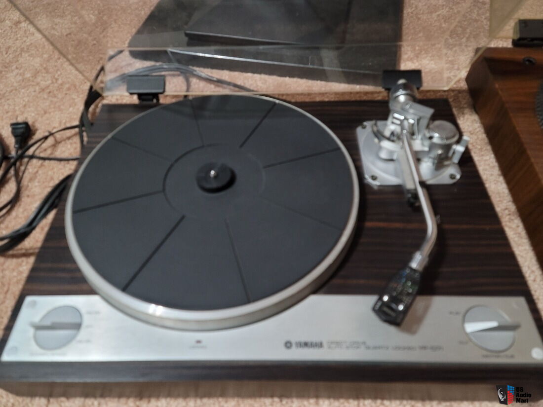 Pioneer pl-530 and Yamaha yp-D71 turntable Photo #4284225 - US Audio Mart