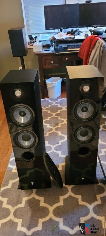 Focal Chora 816 Floor Standing Speakers (Pair) - LOCAL PICKUP ONLY ...