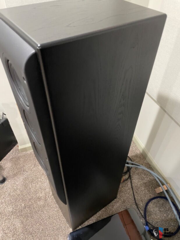 Kef Reference Four 4 floor standing speakers in black ash Photo ...