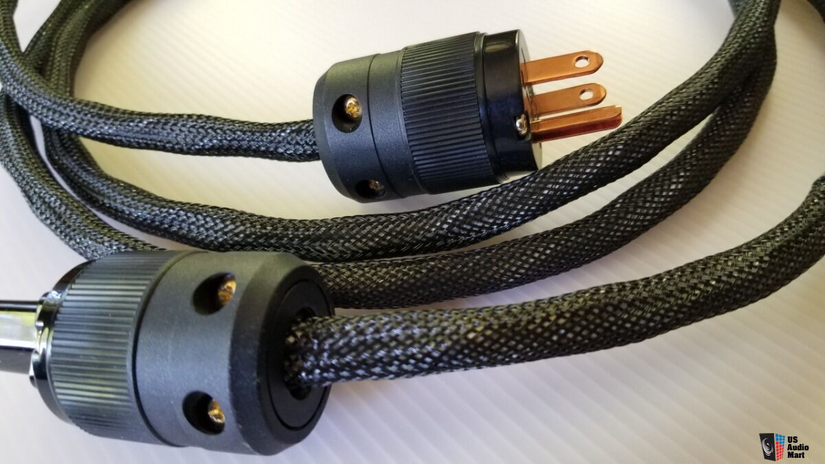 1.5M AnnaLyric PC-1 Analog Power Cord- Demo Photo #4289622 - US Audio Mart