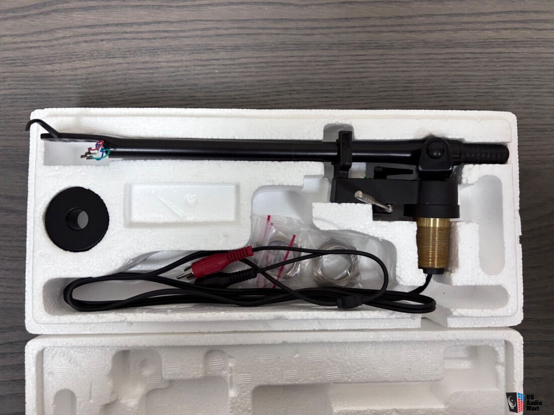 Rega / Moth RB250 tonearm with extras Photo #4291006 - US Audio Mart