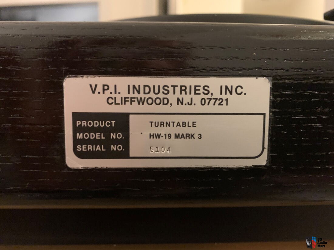 VPI HW-19 MK3 Turntable base only, black Photo #4294435 - US Audio Mart