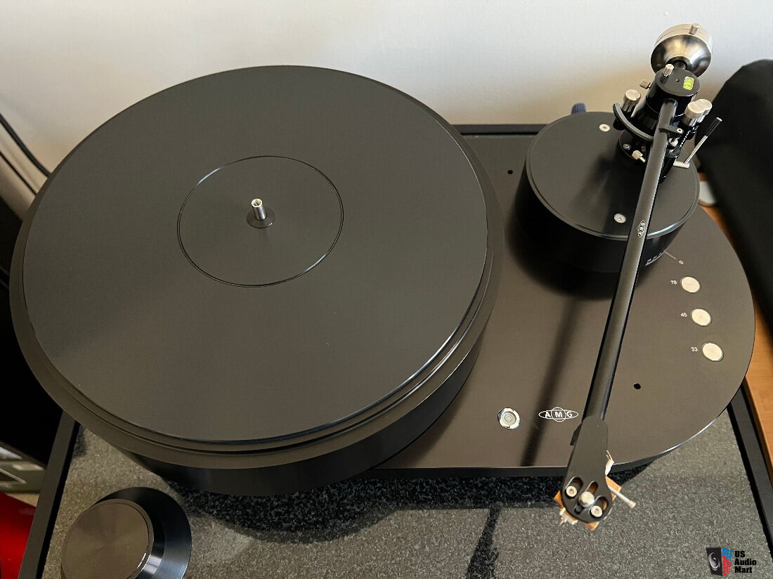 AMG Viella V12 Turntable with 12JT Turbo Tonearm Photo #4300891 - US ...
