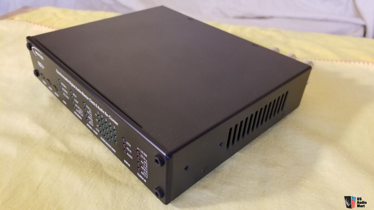 Mutec MC-3+ Master Clock Photo #4300999 - US Audio Mart