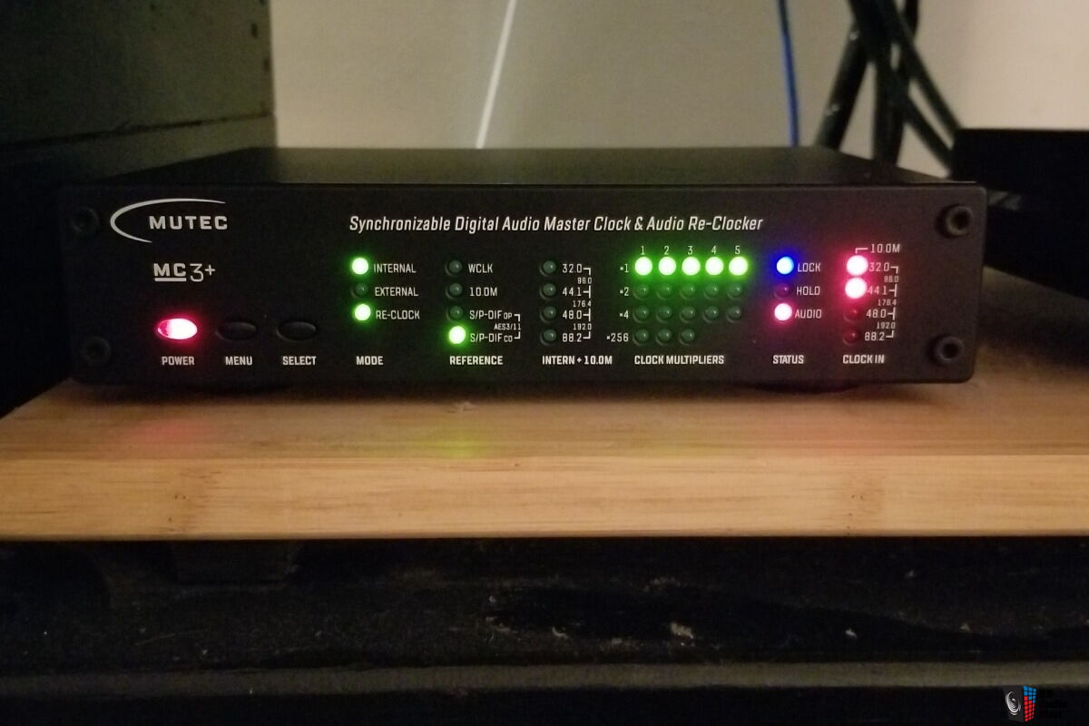 Mutec MC-3+ Master Clock Photo #4301000 - US Audio Mart