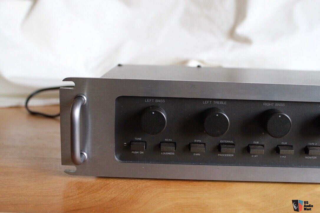 Carver Model C-1 Preamplifier - Refurbished Photo #4301027 - US Audio Mart