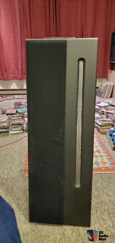 Apogee Centaur Minor speakers with stands Photo #4301119 - US Audio Mart