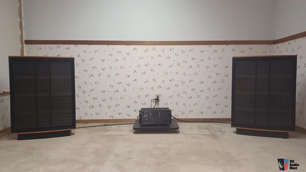 Quad ESL-63 US Monitors w/ Stand and Deliver speaker stands Photo ...