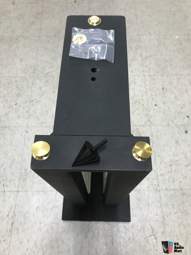 Sound Anchor 3 post speaker stand 26 inch Height demo model Photo ...