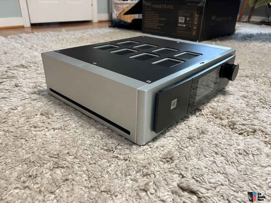 NAD Masters M12 with BlueOS 2i card Photo #4306869 - US Audio Mart
