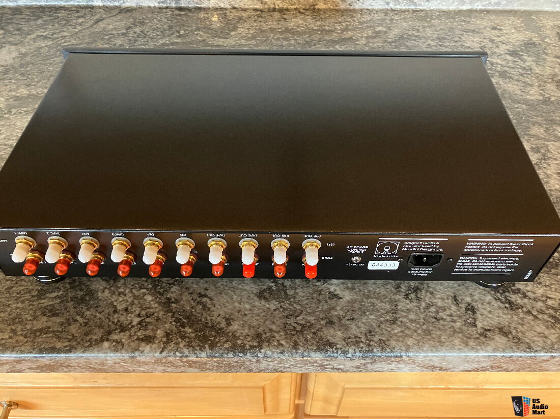 Aragon 28K Preamplifier with Remote Control Photo #4314894 - US Audio Mart