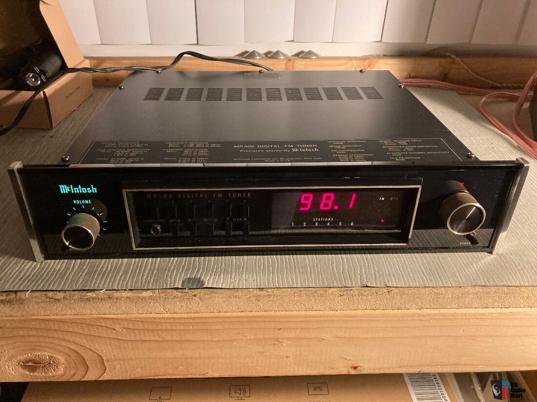 McIntosh MR 500 Tuner With Wood Case Photo #4317830 - US Audio Mart