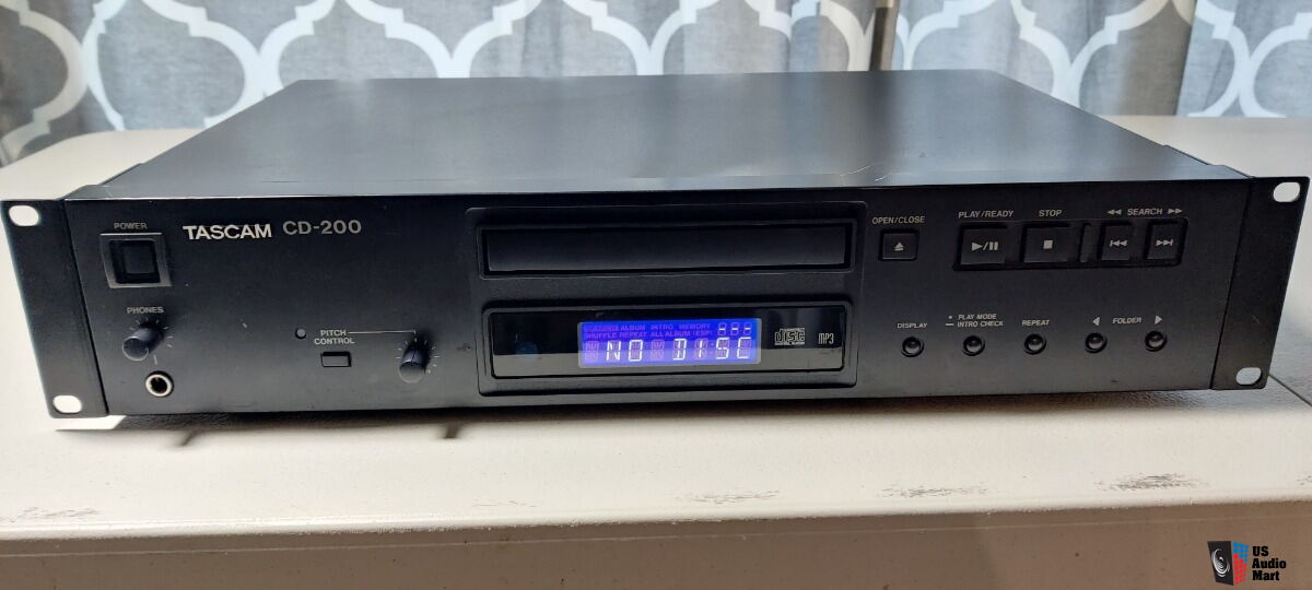 Tascam CD-200 CD Player - No Remote For Sale - US Audio Mart