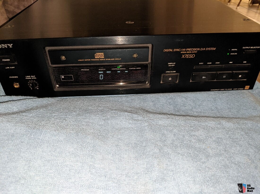 Sony CDP X7ESD Photo #4323538 - US Audio Mart