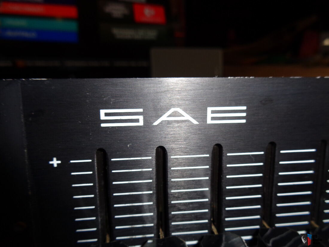 SAE 2700B Stereo Half-Octave Equalizer Photo #4337982 - UK Audio Mart