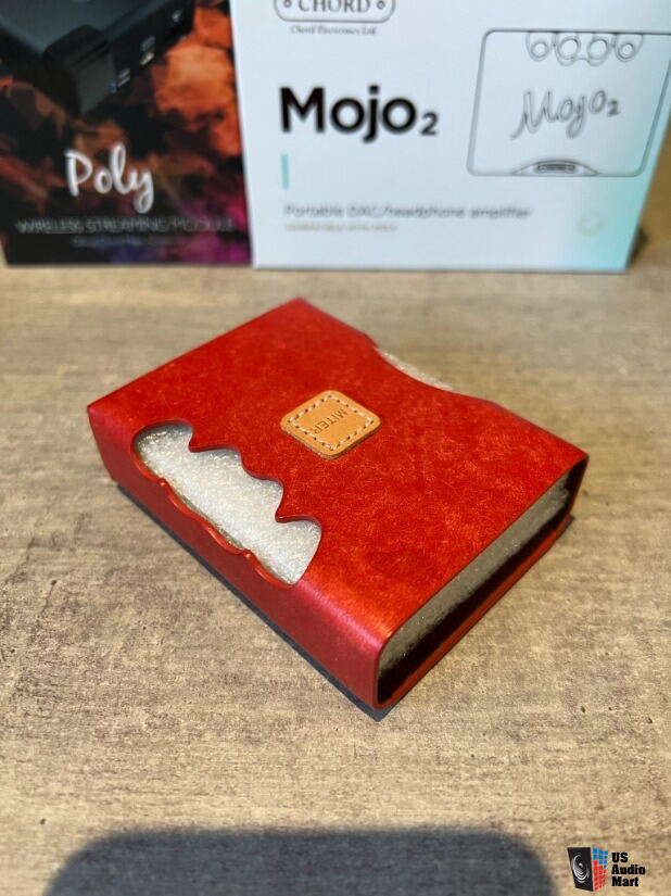 Chord Mojo2 + Poly (v3) + Case(s) Photo #4342642 - US Audio Mart