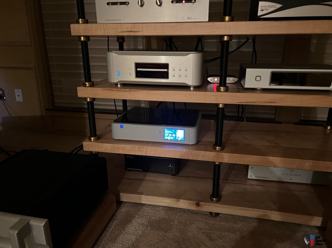 PS Audio DIrectstream DAC Silver w/ Digital Bridge II Photo #4344964 ...