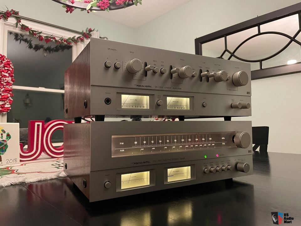Realistic SA-2001/TM-1001 Vintage Integrated Amp & Tuner ( Stereo ...
