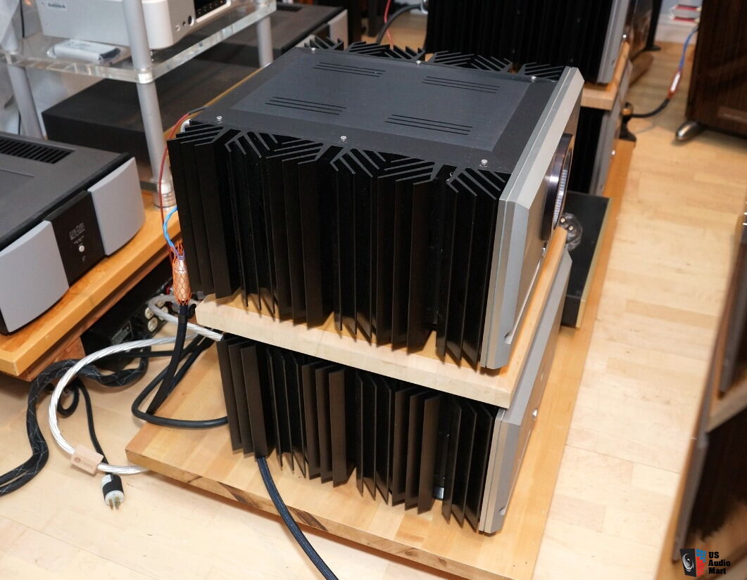 Pass Labs XS-150 mono amplifiers Photo #4348748 - US Audio Mart
