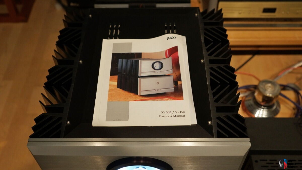 Pass Labs XS-150 mono amplifiers Photo #4348752 - US Audio Mart