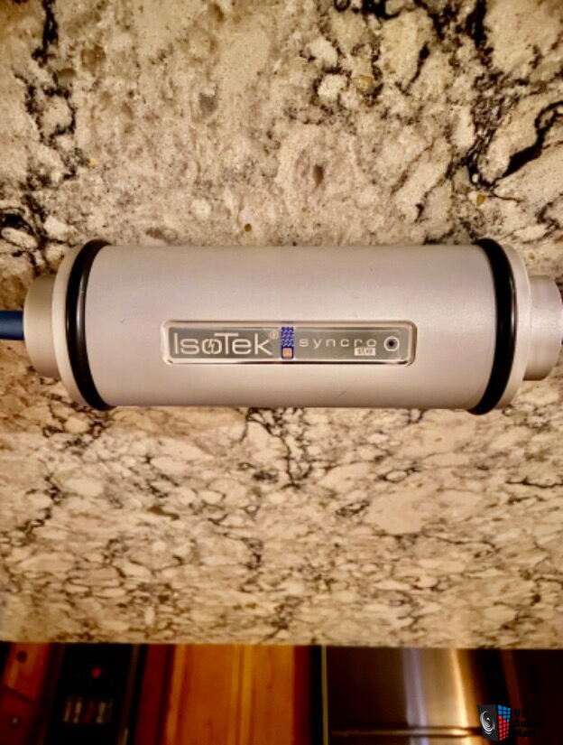 Isotek EVO3 SYNCRO Photo #4355724 - US Audio Mart