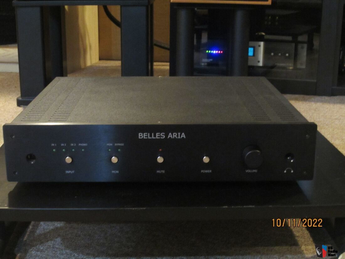 Belles Aria solid-state integrated stereo amplifier, black, in near ...