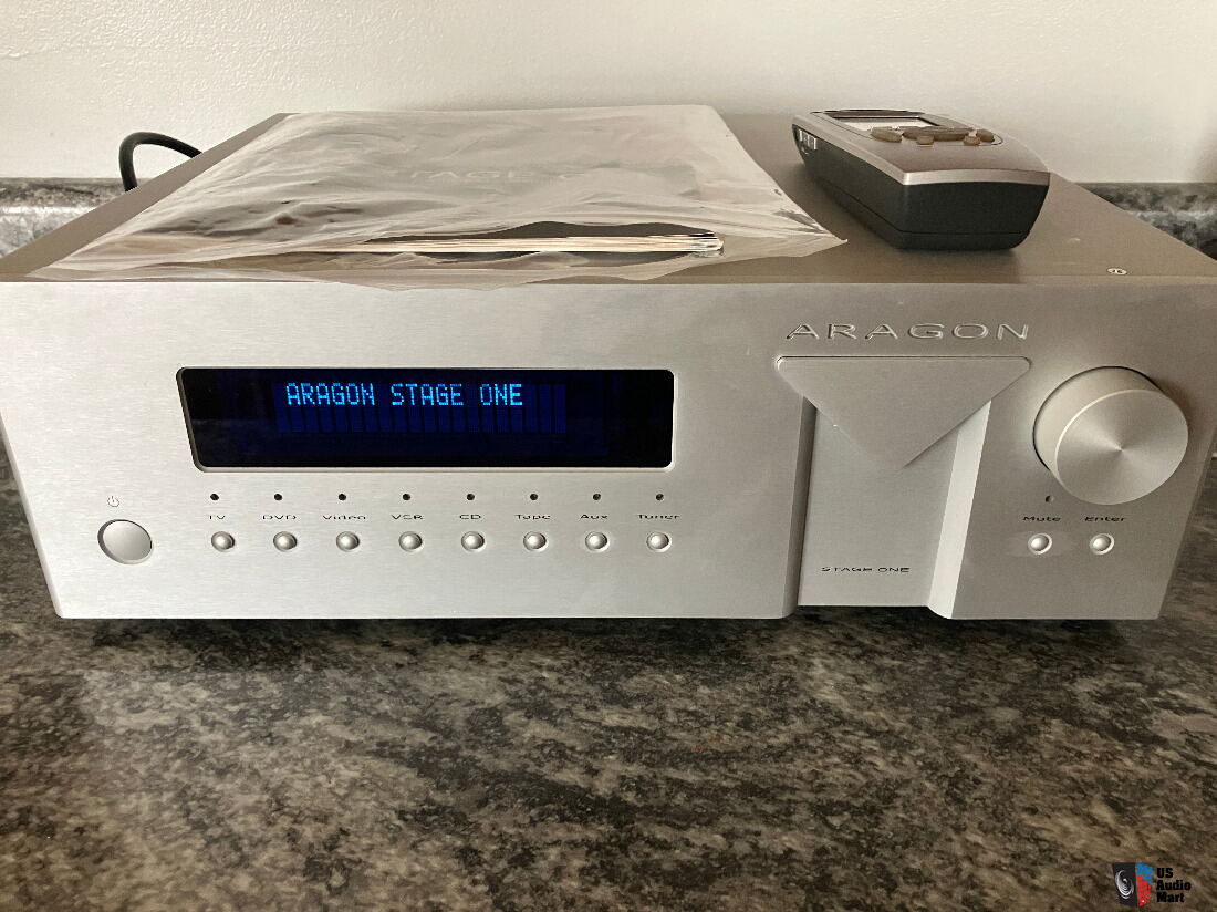 Aragon Stage One Preamplifier/Processor -working but needs attention ...