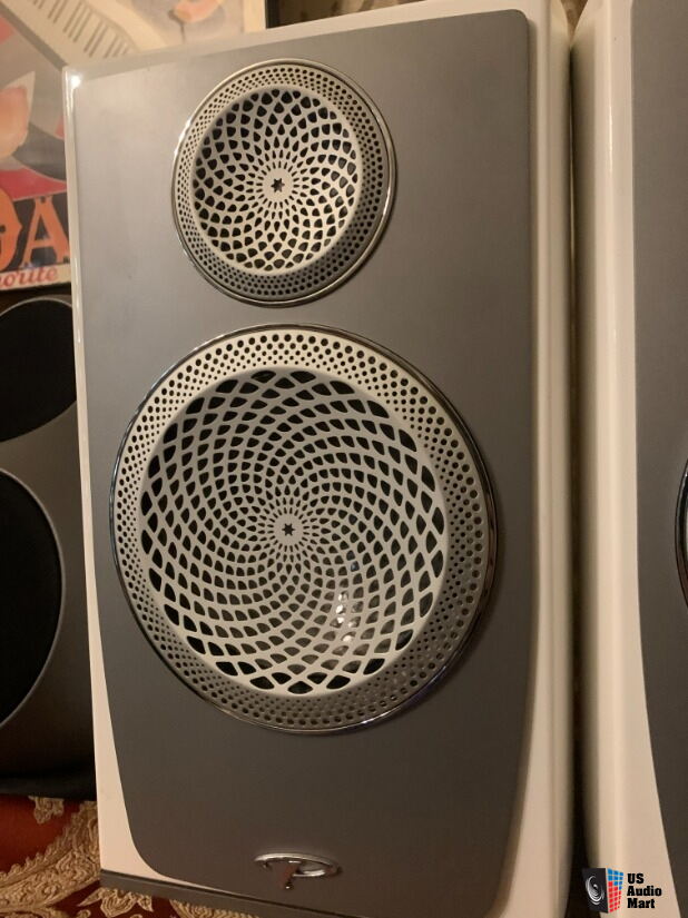 Paradigm Persona B Speakers Photo #4362535 - US Audio Mart