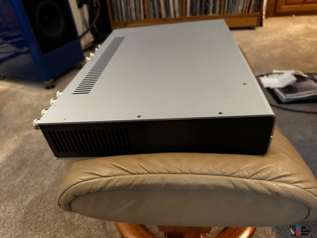 PSaudio S300 power amplifier Photo #4363505 - US Audio Mart