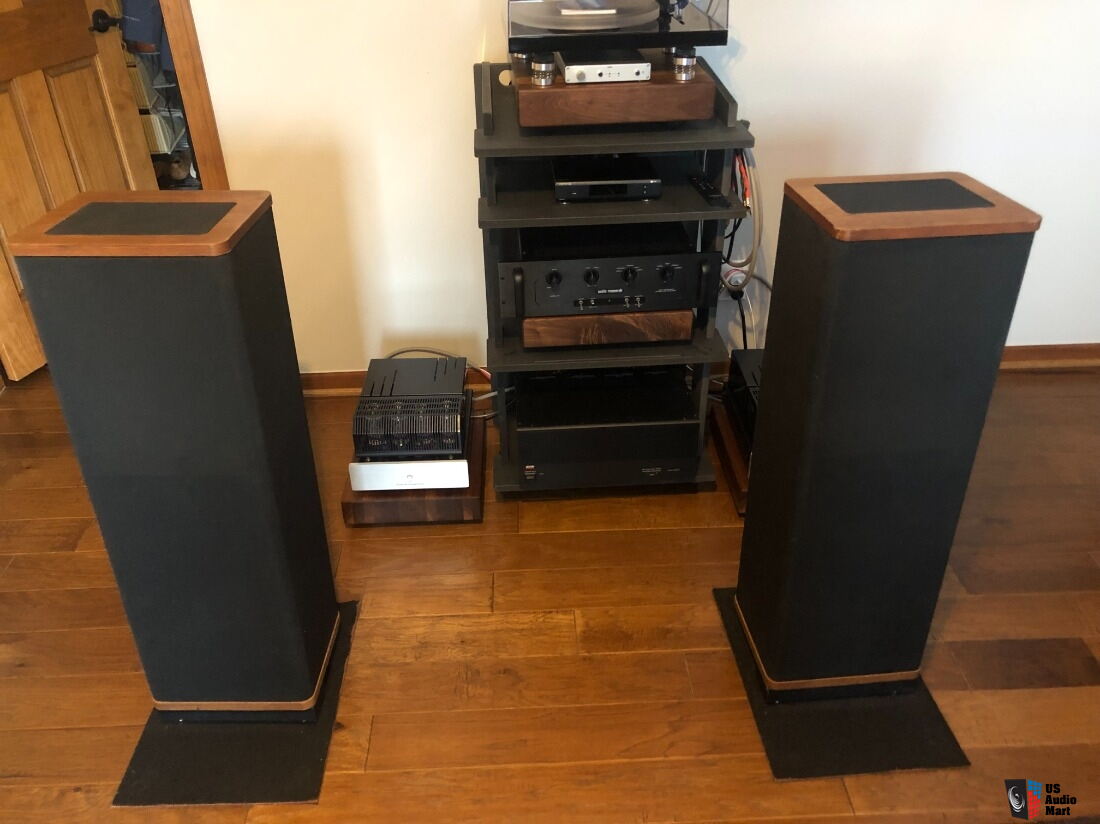 Vandersteen 1C floor standing audiophile speakers with optional Stands ...