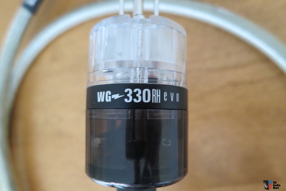Analysis Plus 20A Ultimate Oval Power Cable - Six foot - Excellent ...