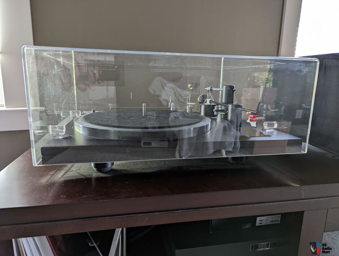 Well Tempered Amadeus MKII Turntable w/DPS power supply, custom dust ...