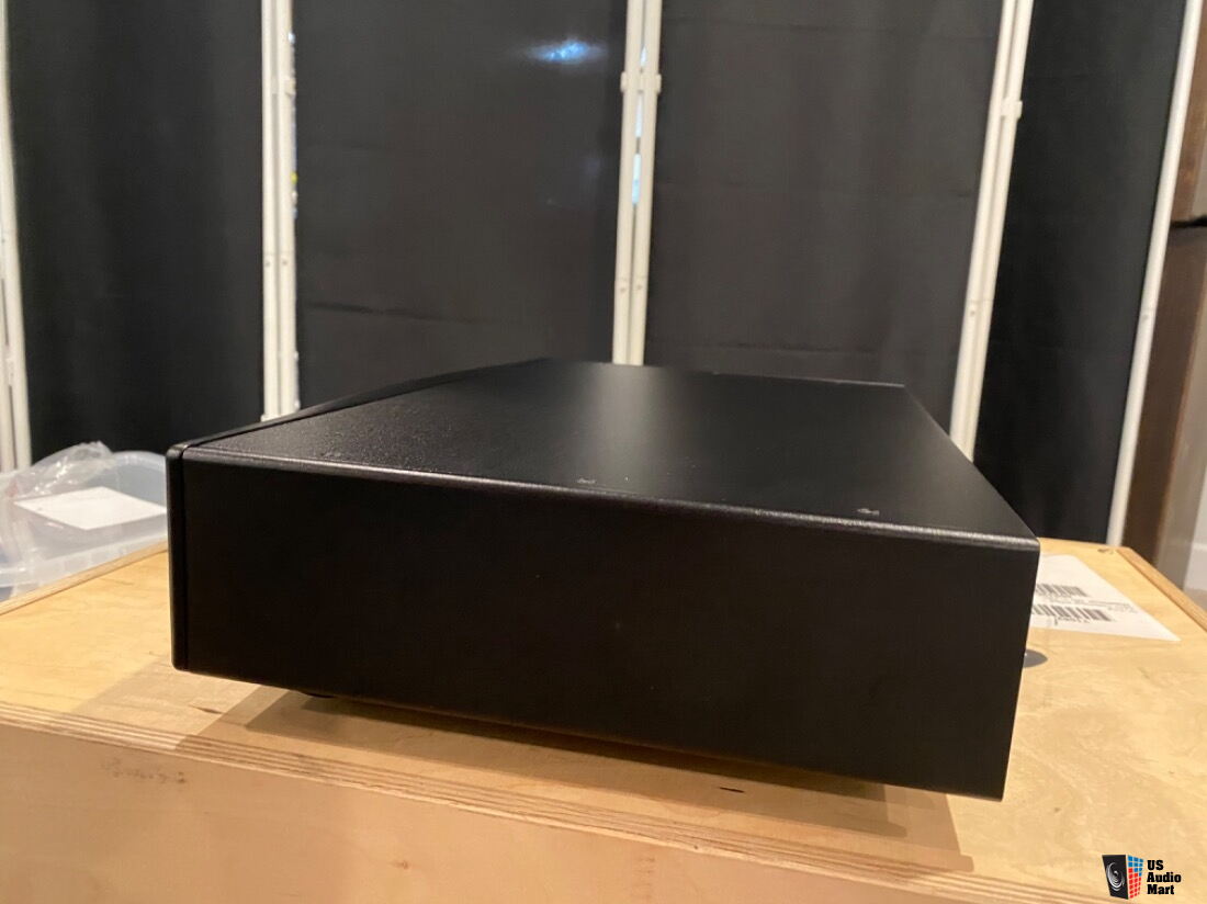 Hegel P20 Preamplifier Photo #4376575 - US Audio Mart