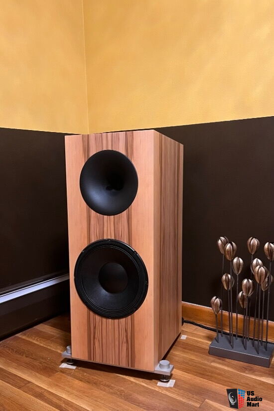 Tobian Sounds Systems 12FH Fullrange Horn Speakers Photo #4379202 ...